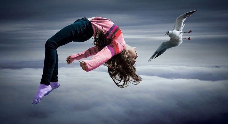 Meaning of Flying in Dreams | Dream Interpretation of Flying Dreams ...