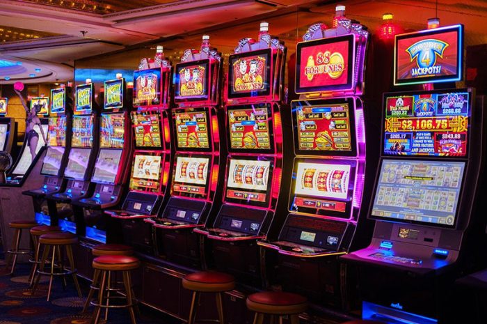 The History and Meaning of Slot Machine Symbols - Whats-Your-Sign.com